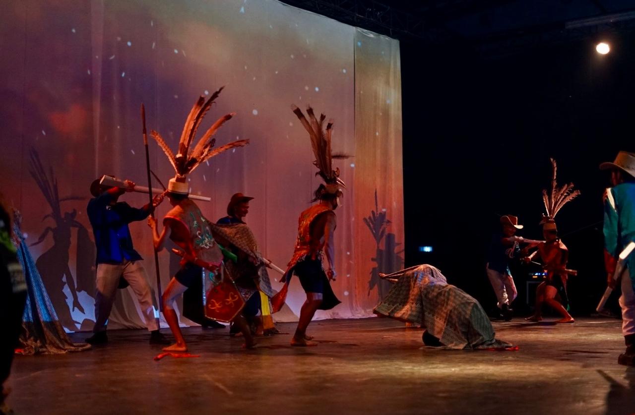 Dinas Kebudayaan dan Pariwisata Kalteng Gelar Sendra Tari 2024 - Metro ...